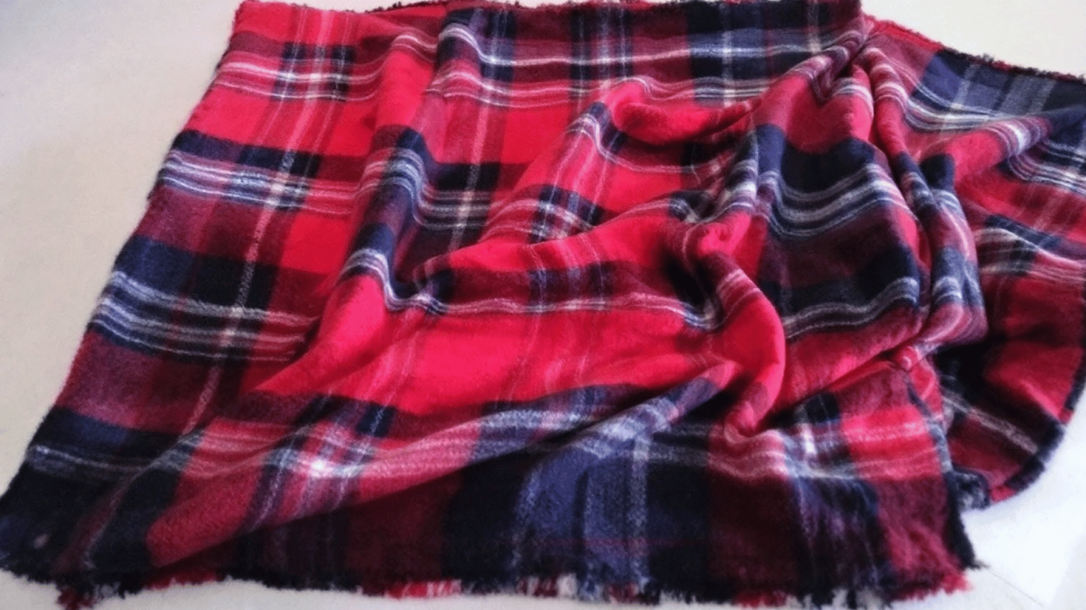 Popular Types of Scarves You Should Have for Every Season - Style Weekender